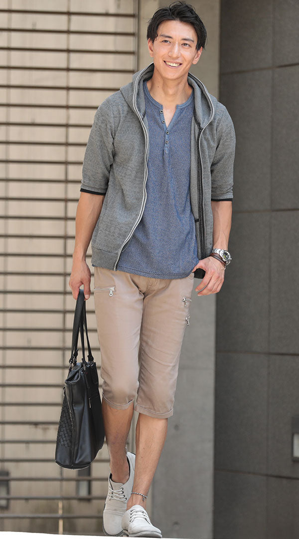 グレーパーカー 紺Tシャツ ベージュクロップドパンツ snp_bg0817のコーディネート例 ｜ メンズファッション通販 MENZ-STYLE(メンズスタイル）