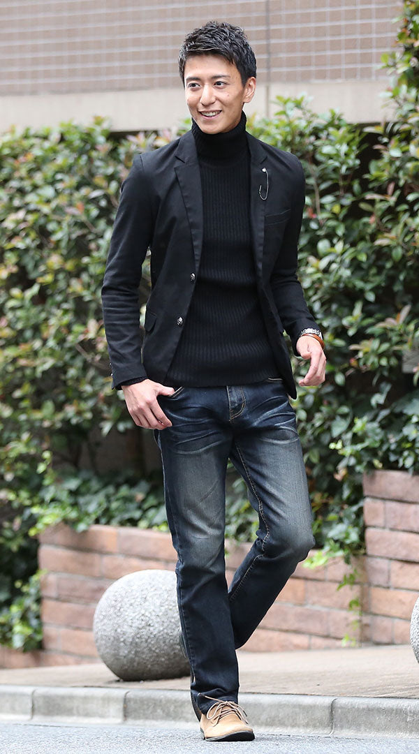 黒テーラードジャケット 黒タートルネックニット ダークブルーデニムパンツ ベージュブーツのコーディネート例 ｜ メンズファッション通販 ...